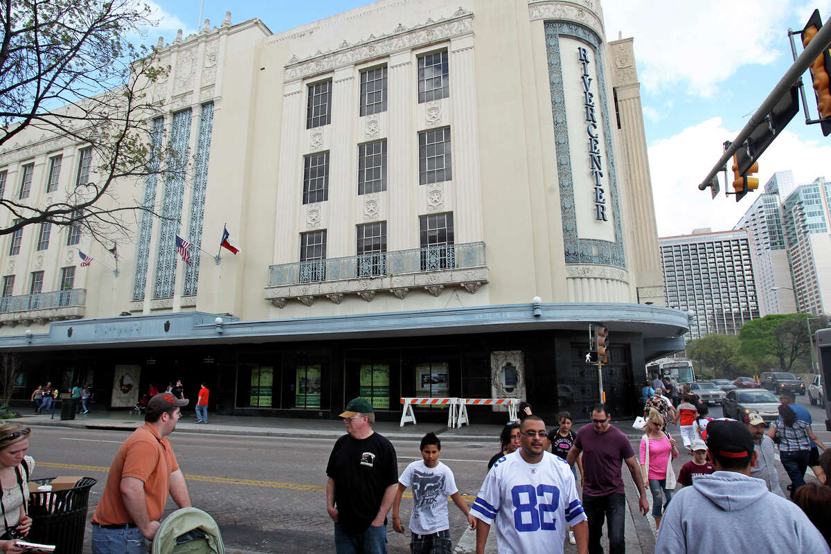 Joske's hotel fails on many levels