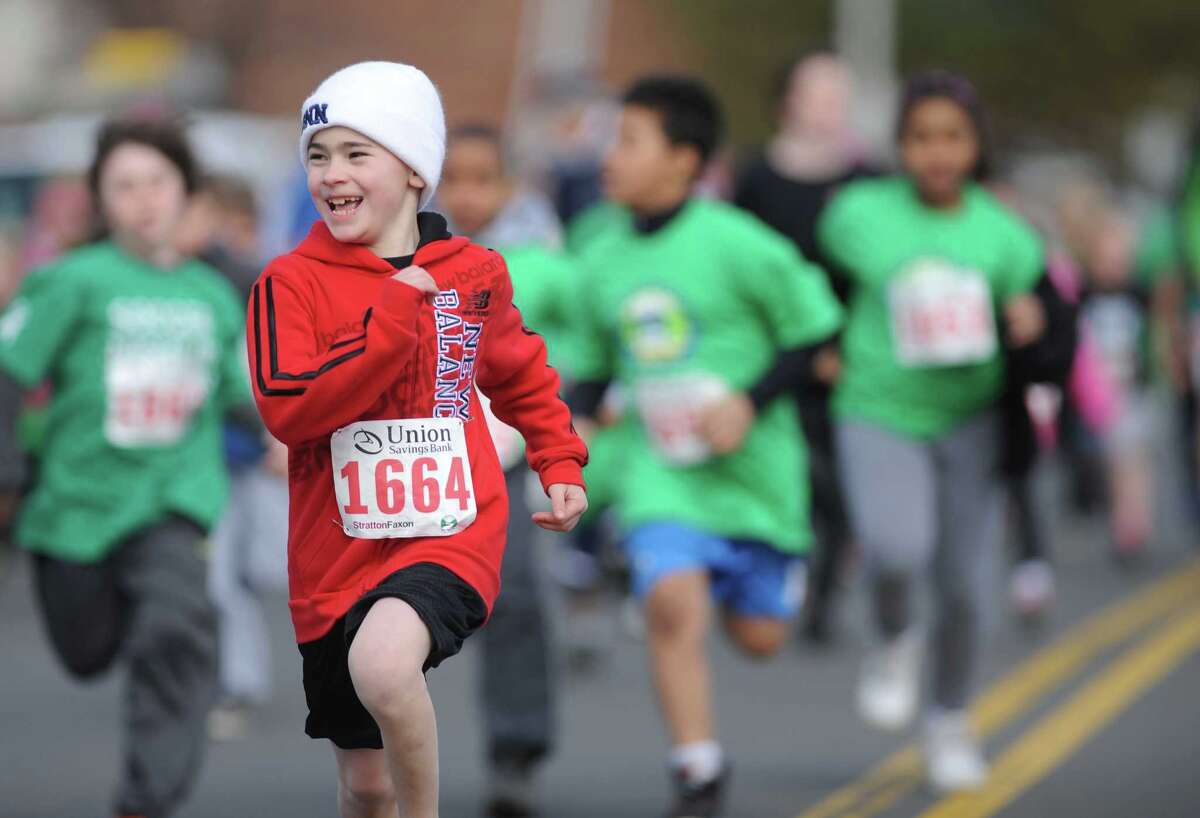 Jason Sonski: Amos Sang sets record at Danbury half marathon