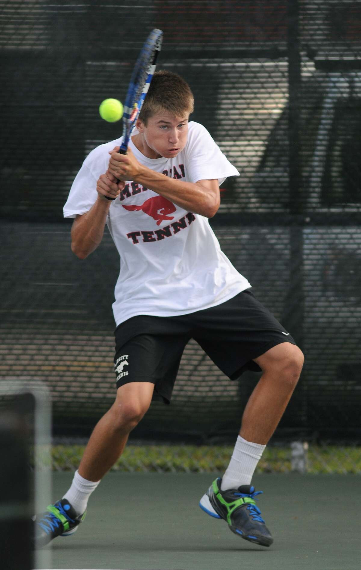 Memorial serves up big results at District 19-5A tennis tourney
