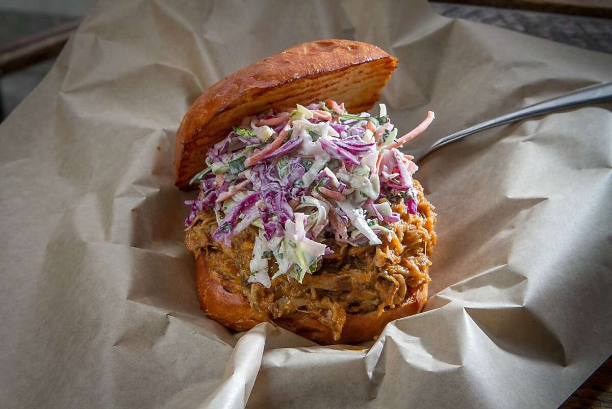 Chomp N' Swig in S.F.: Good beer grub