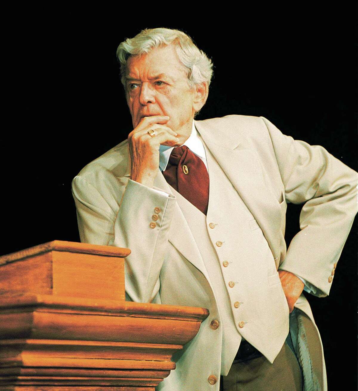 Hal Holbrook returns to SETX where he already has a lifelong Silsbee friend