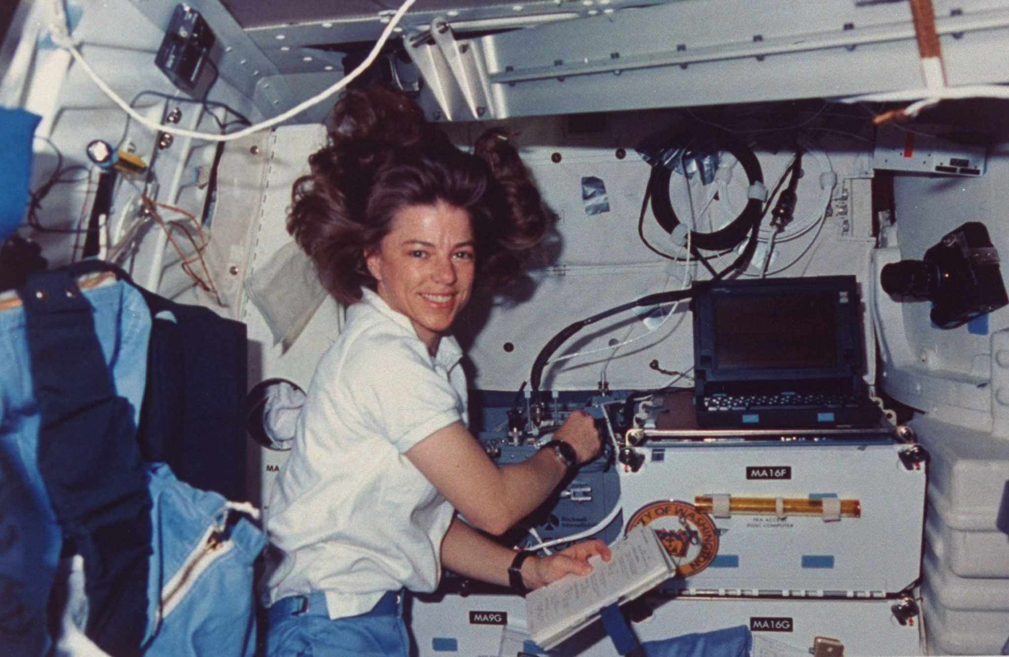 Washington's Dunbar to enter astronaut hall of fame