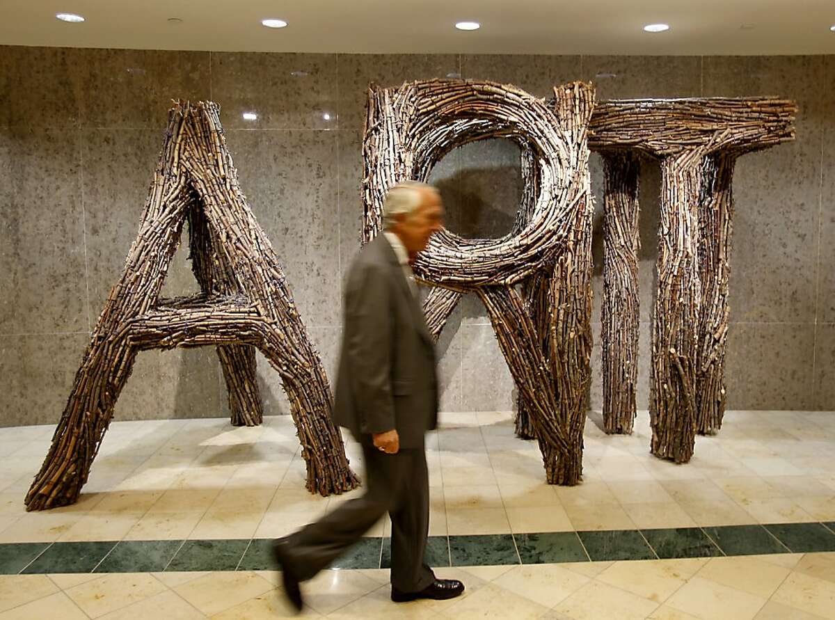 SF courthouse photography exhibit