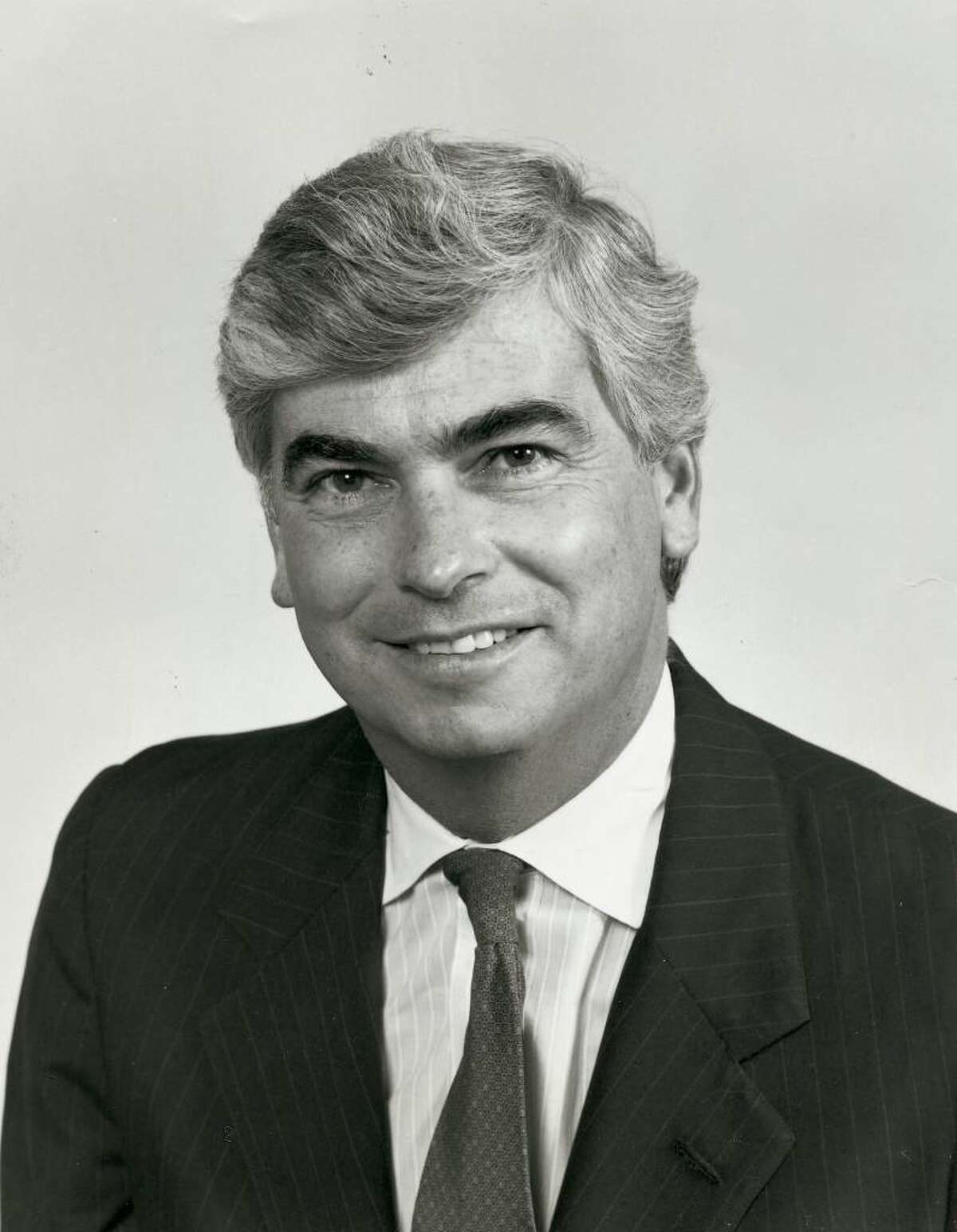 Dodd to announce he won't seek re-election