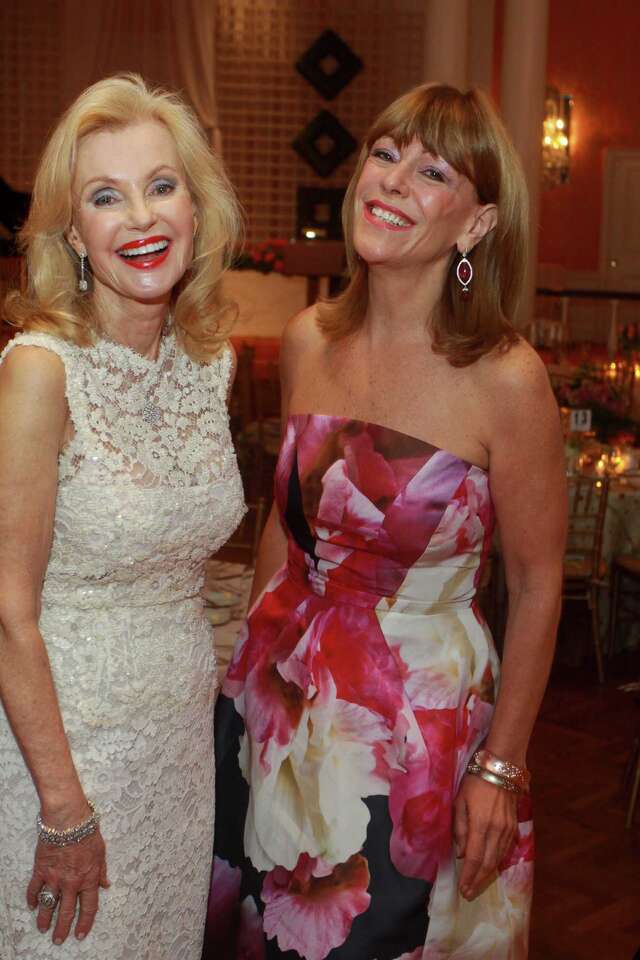 Brookwood gala takes on country charm