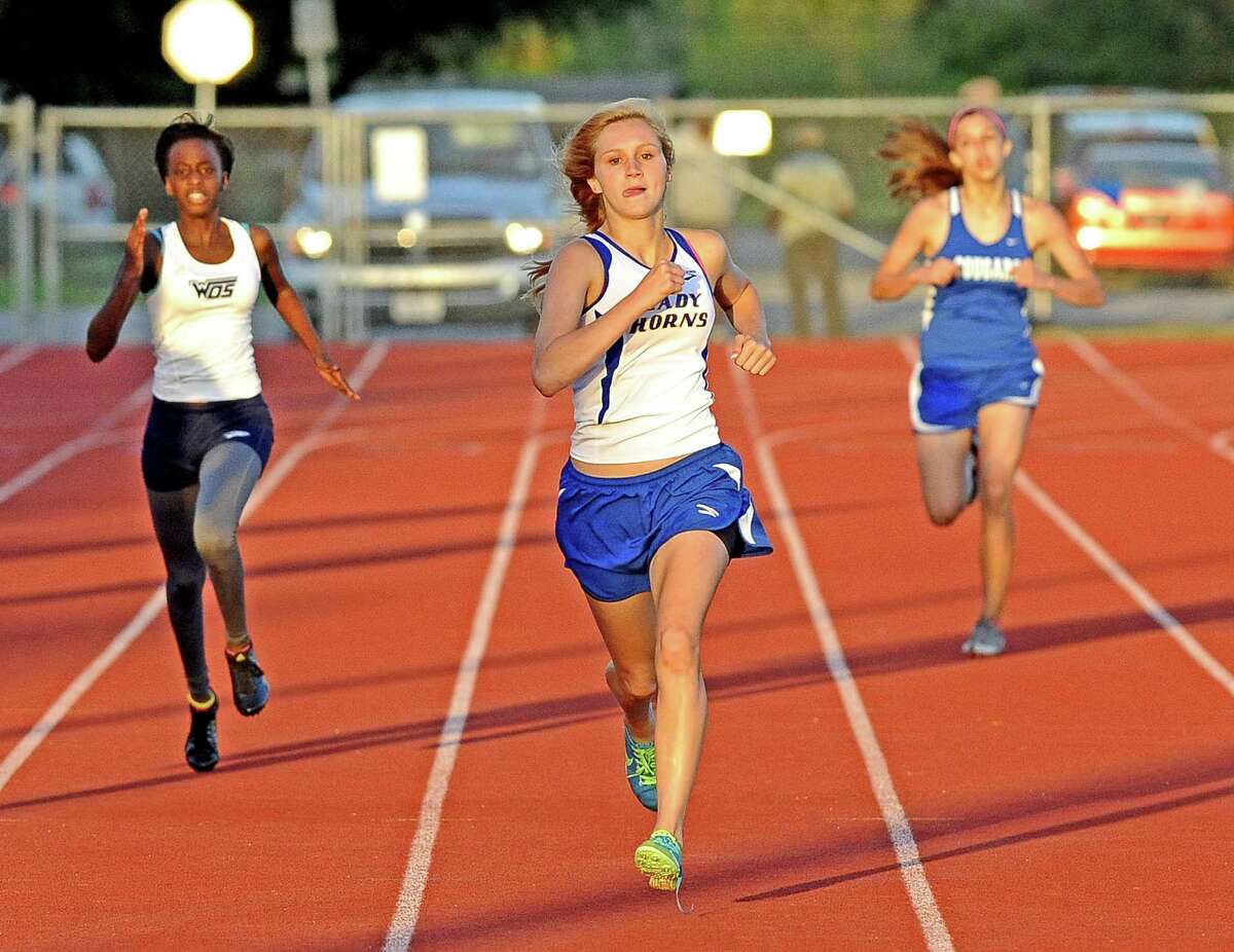 WO-S boys, H-F girls win 21-3A track and field titles