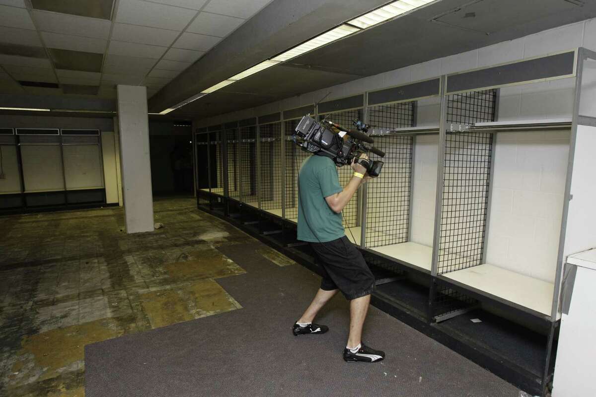 Sports Corp. promises 'new Dome experience'