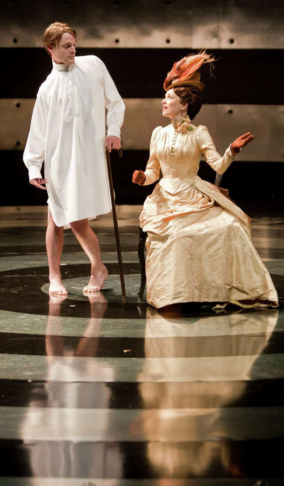 'Elephant Man' looks at context of eccentricity