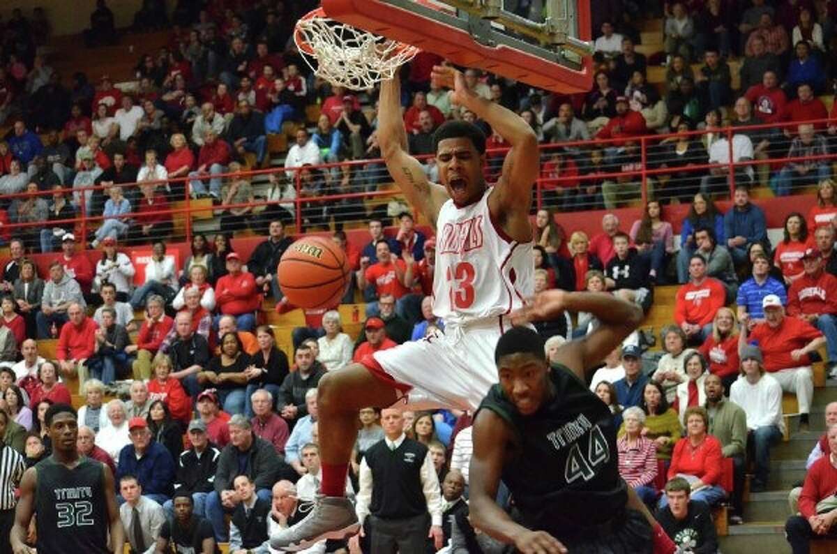 Top basketball prospect commits to Lamar