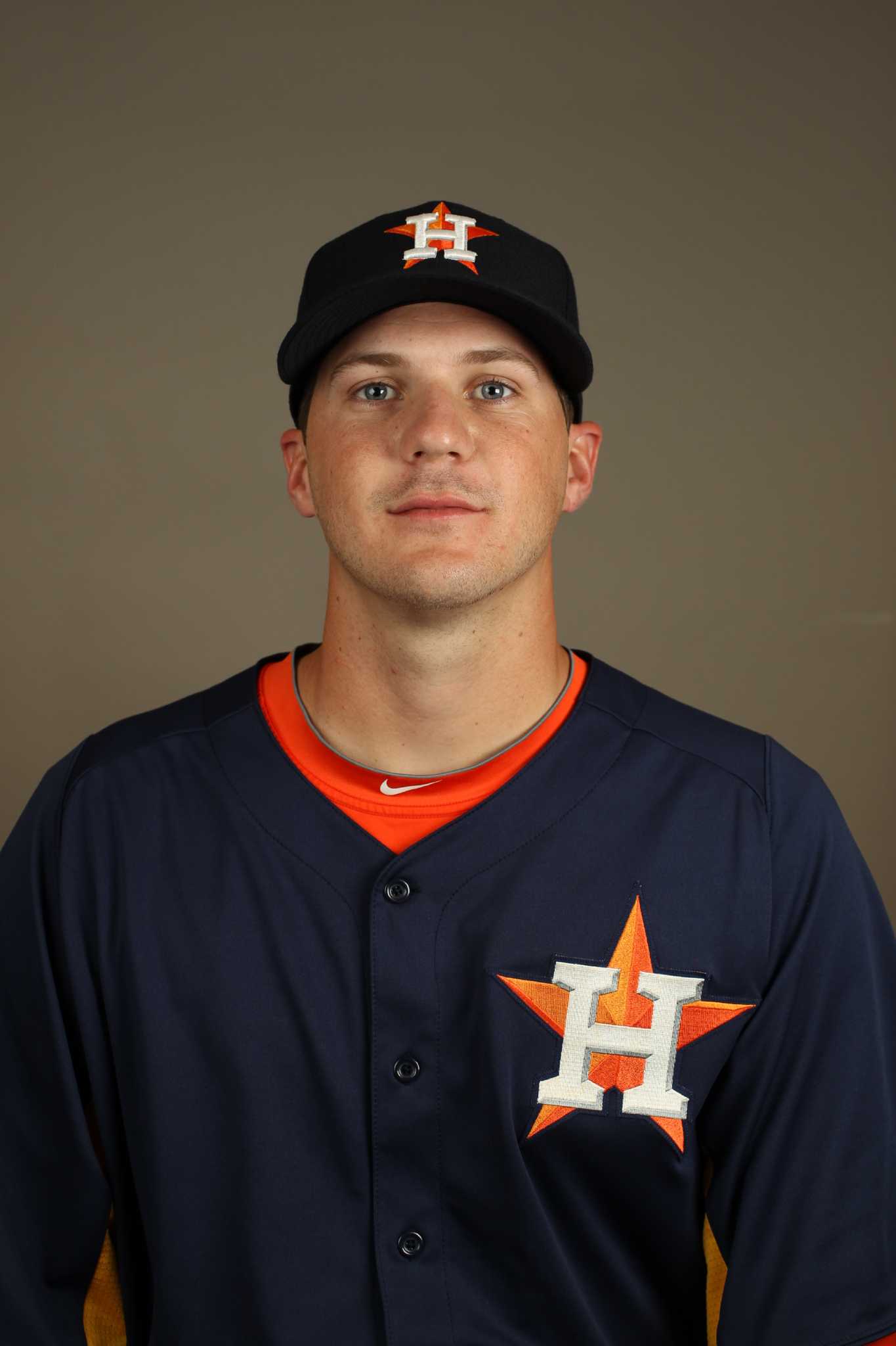 Clemens looks to get, keep his head in the game