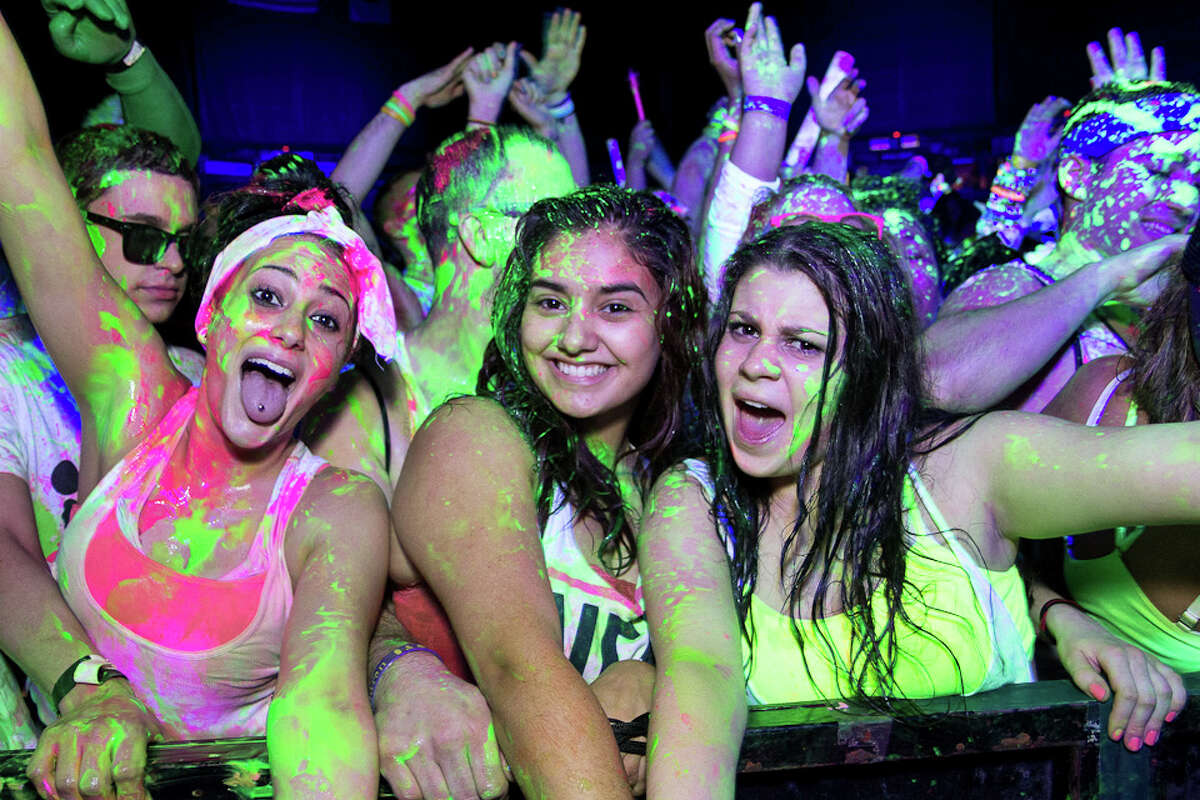 SEEN: Life in Color paint party