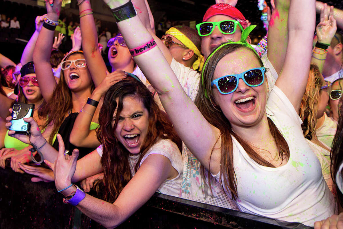 SEEN: Life in Color paint party