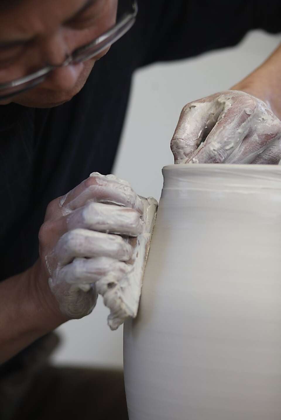Hsin-Chuen Lin's online ceramics lessons