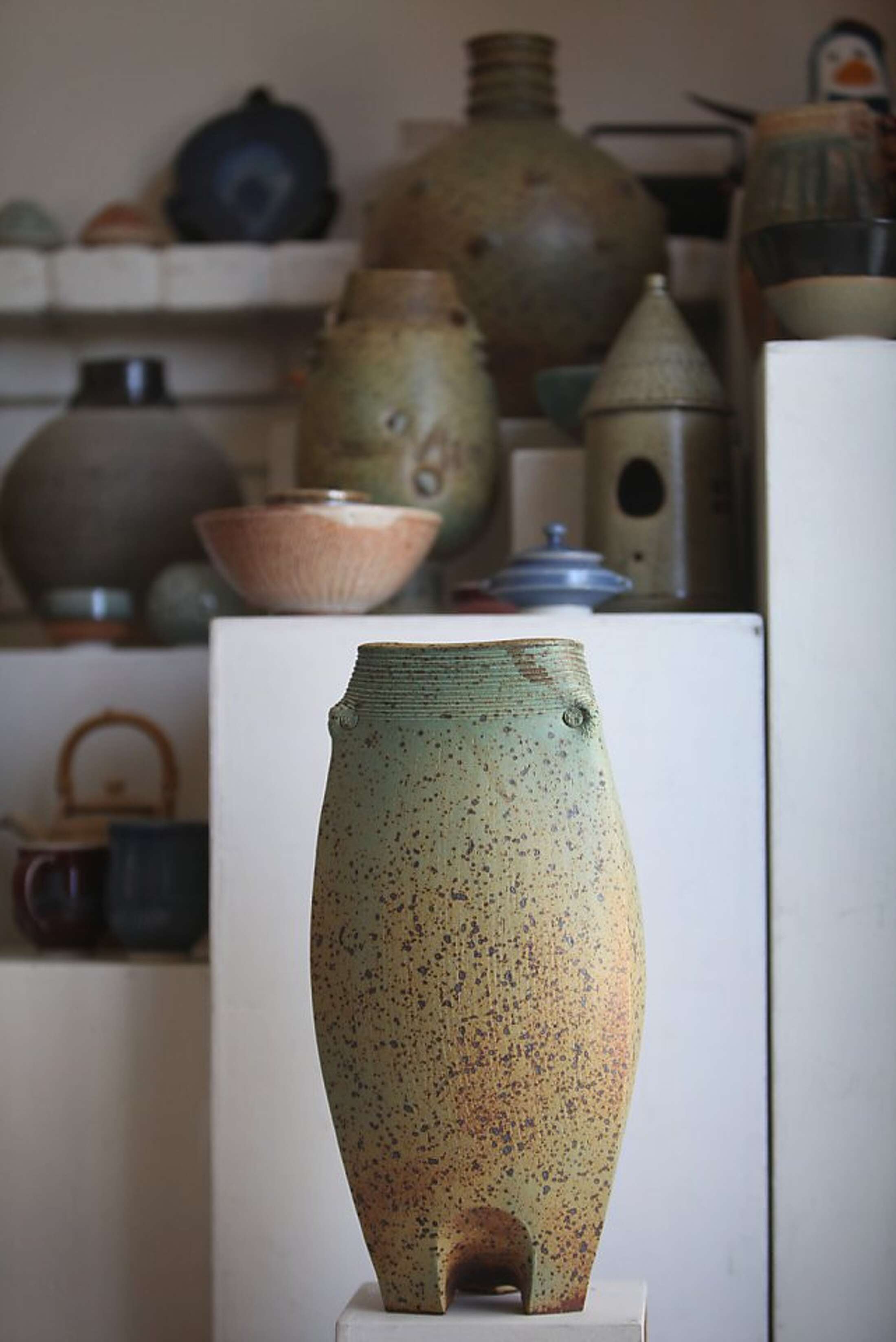 Hsin-Chuen Lin's online ceramics lessons