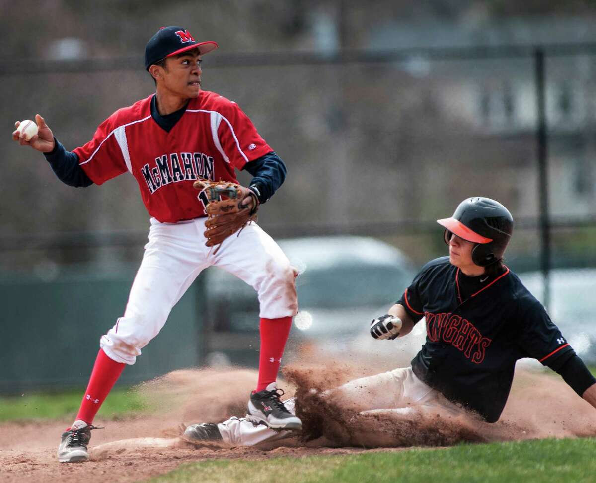 Stamford's rally falls short against McMahon