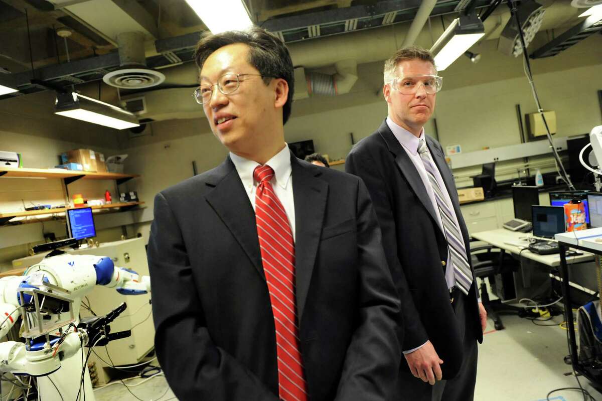 Robots eye manufacturing's future