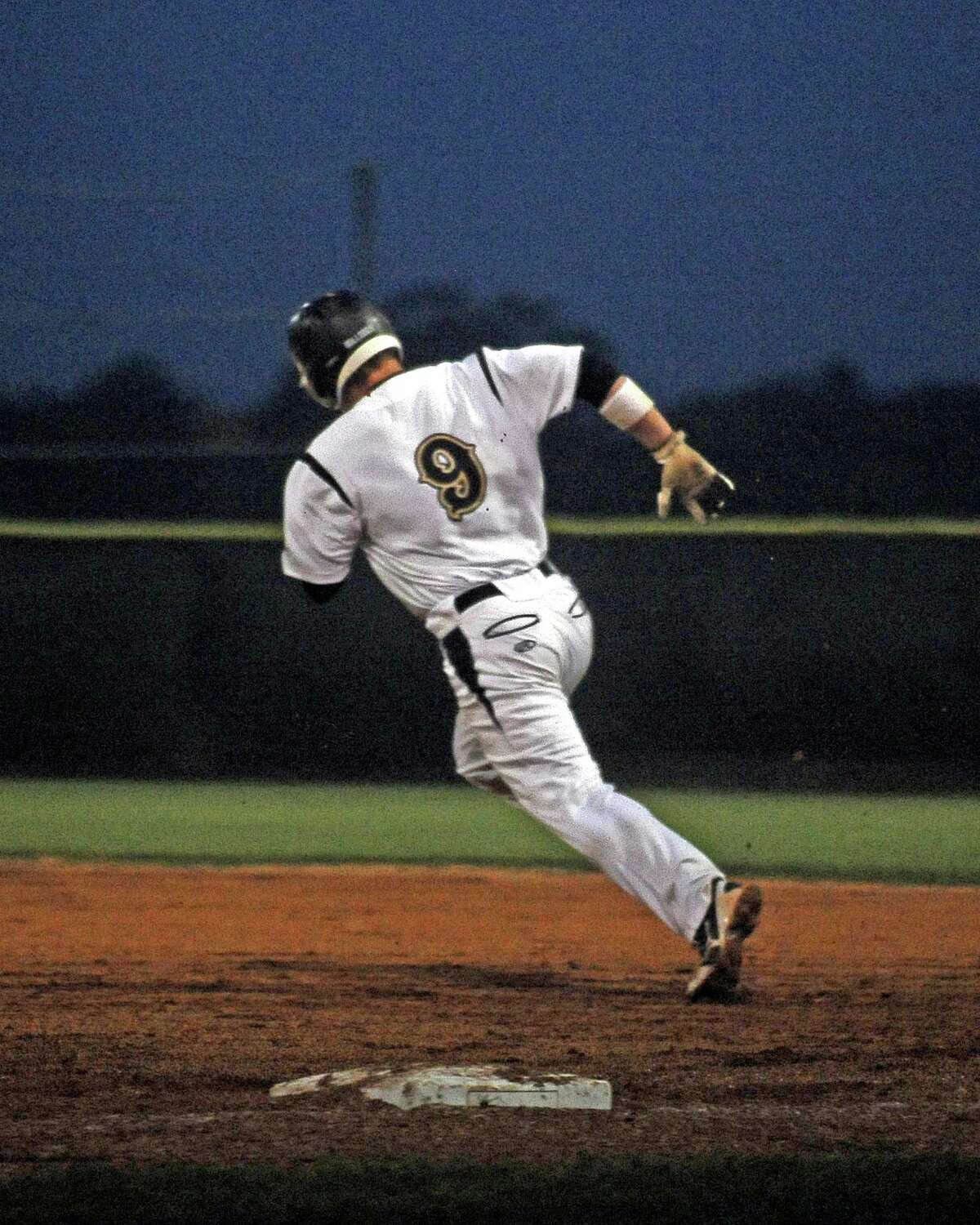 Nederland baseball beats PN-G in 12 innings