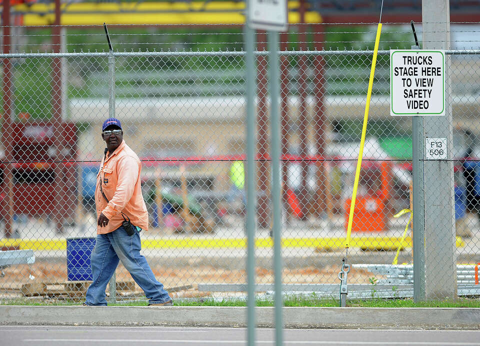 UTMB: 4 ExxonMobil workers in critical condition