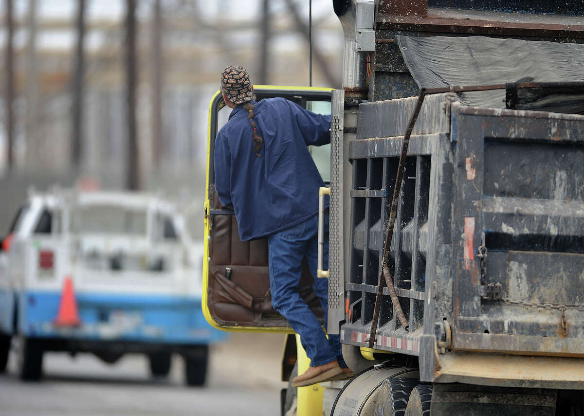 UTMB: 4 ExxonMobil workers in critical condition