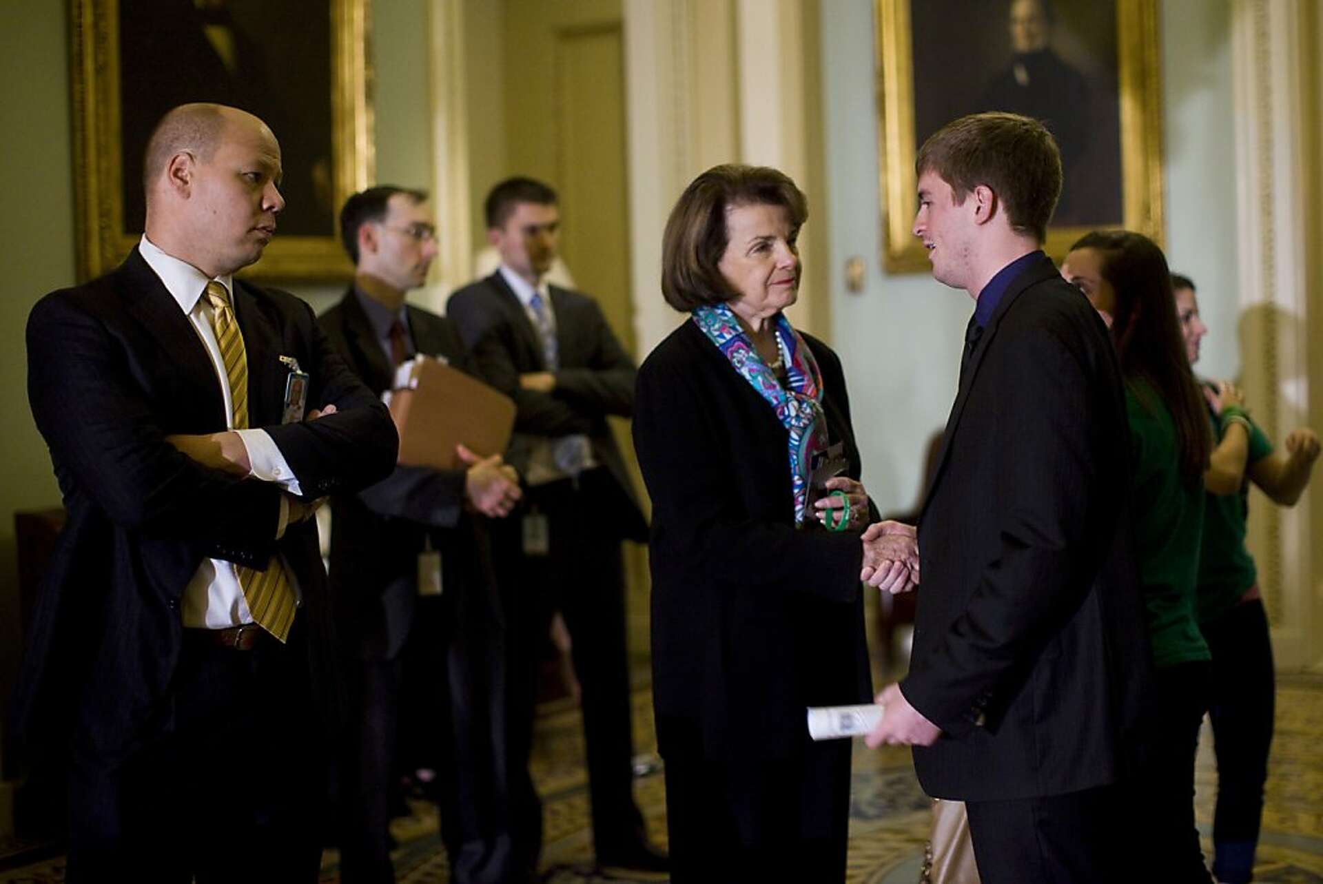 Feinstein assault-weapons ban defeated