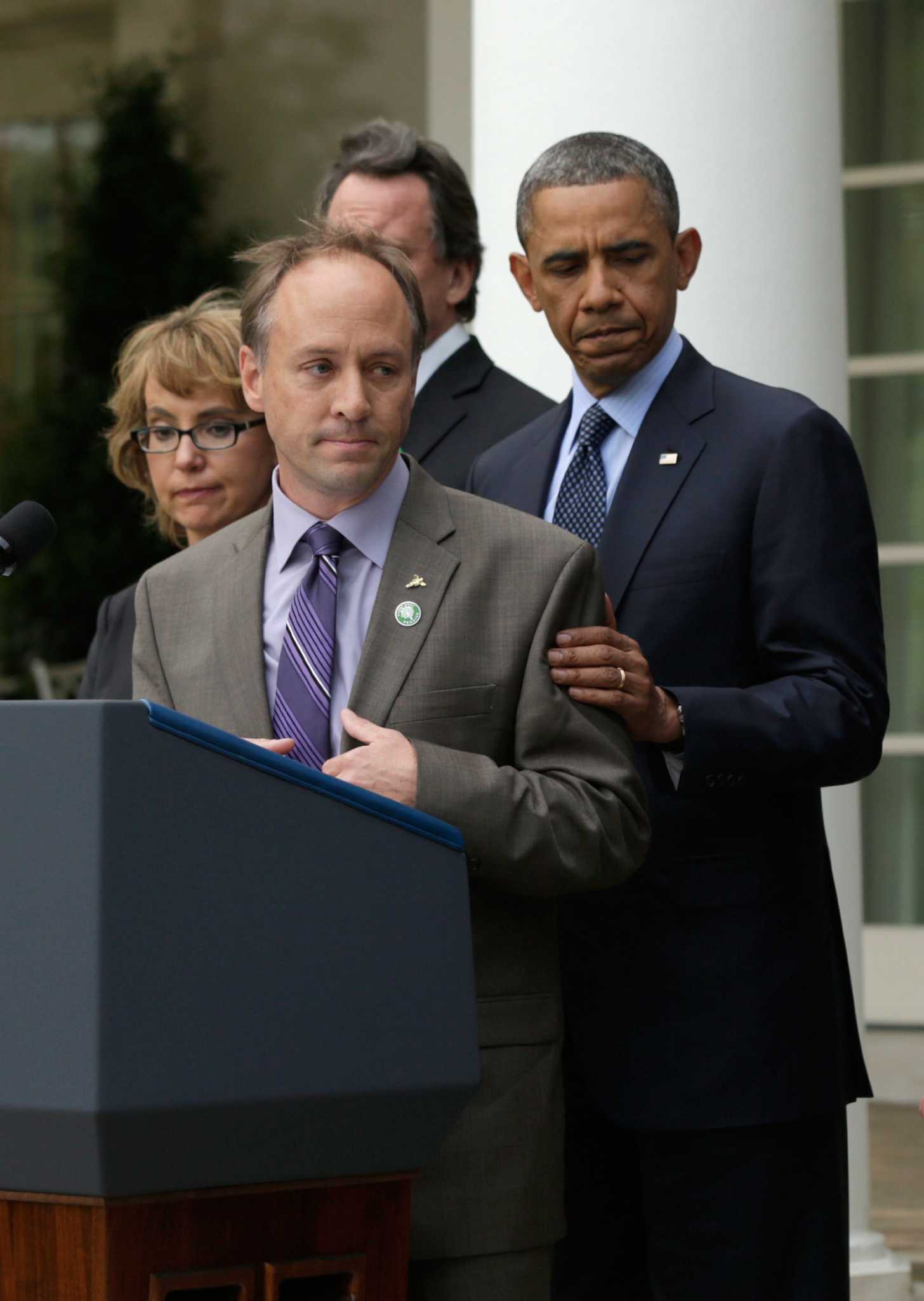 Sandy Hook father to be honored