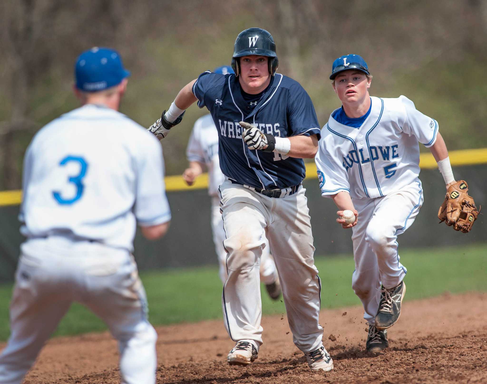 Ludlowe baseball squanders lead, then rallies to beat Staples