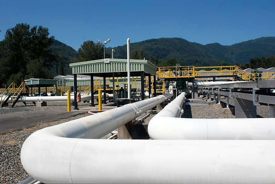 Oil pipeline expansion battle looms - SFGate