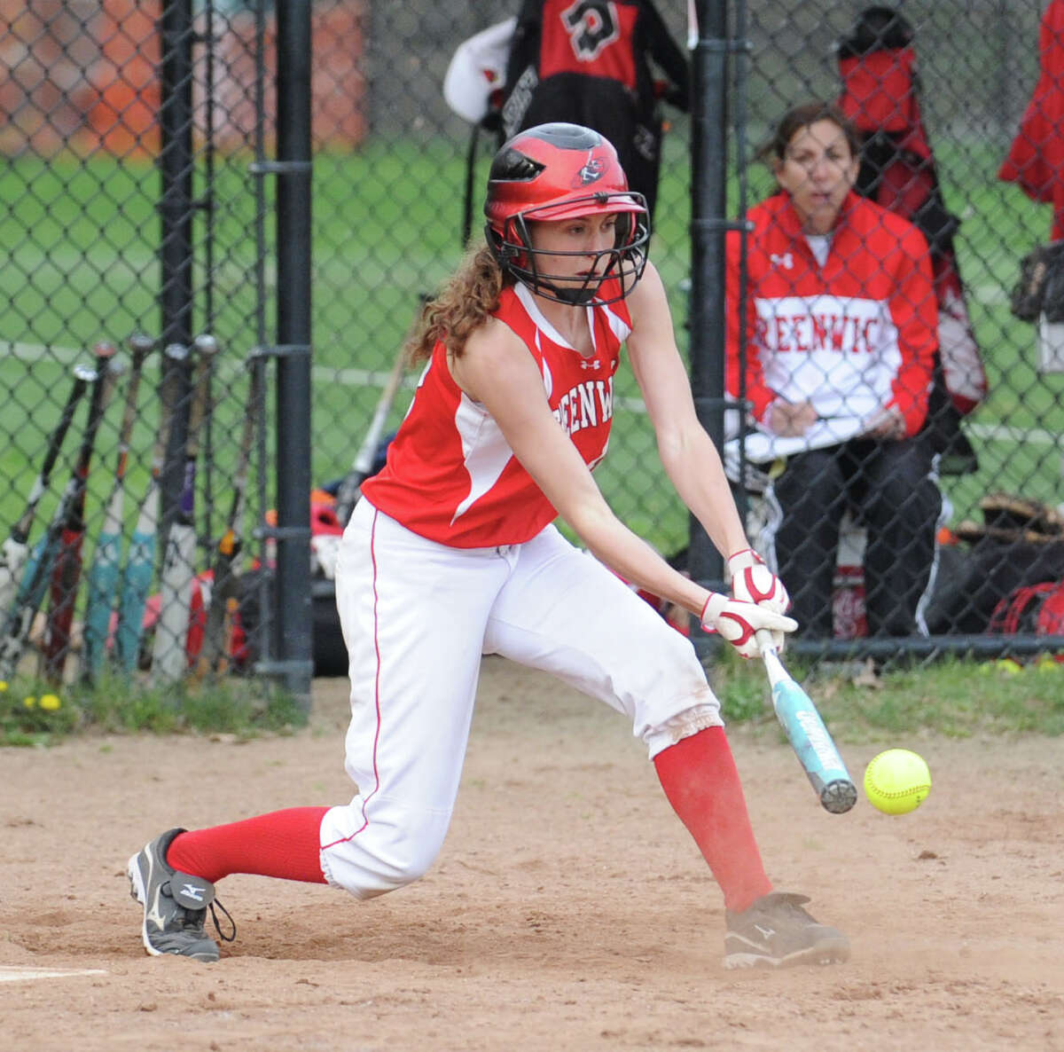 Greenwich softball rolls past Wilton