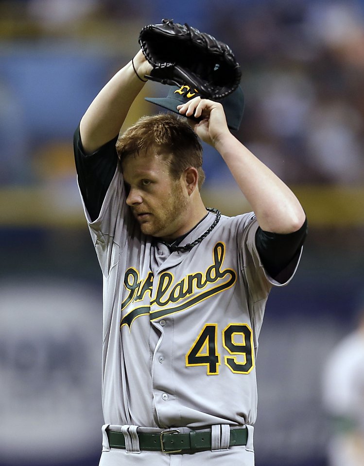 A's deal Anderson to Rockies for Pomeranz