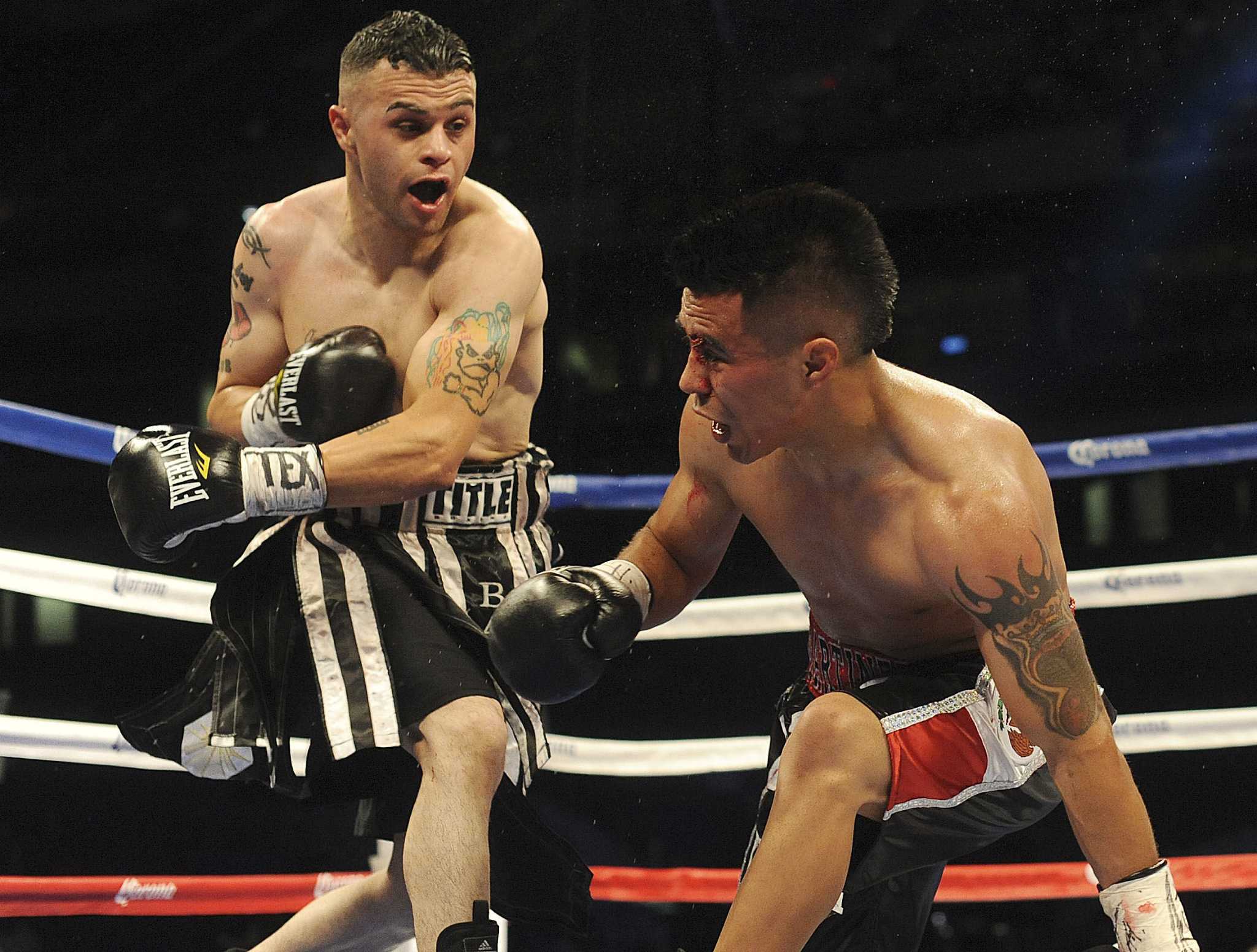 Gonzales pulls upset of fellow local fighter