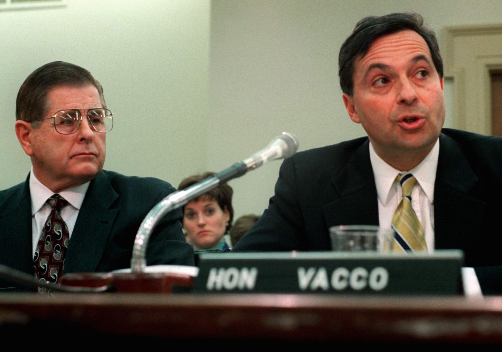 Vacco smells smoke in case