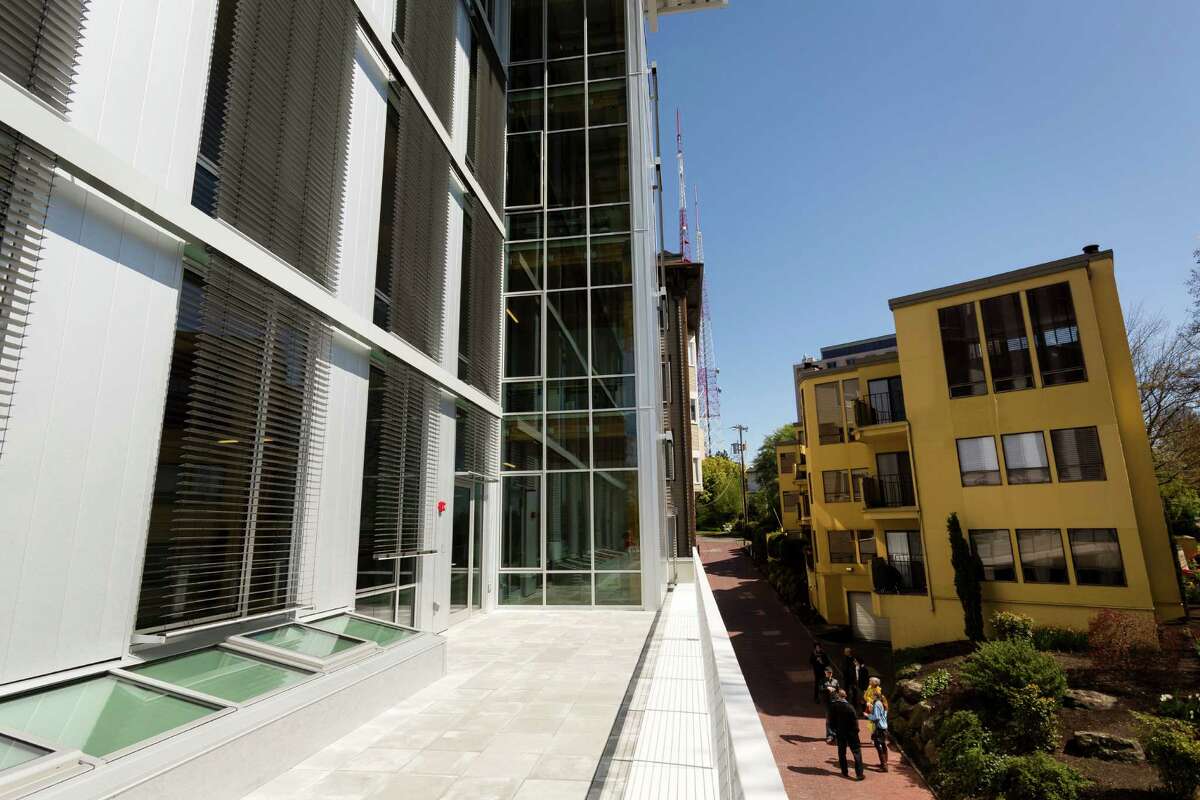 Bullitt Center, supposedly world's greenest office building, opens