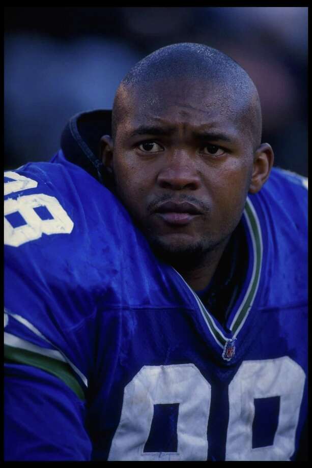 Dismissal: 30 charges against Seahawk-turned-gym owner dropped ...