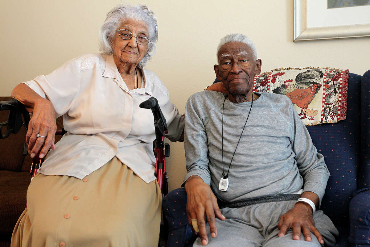 Miles lauds attention given to '42'