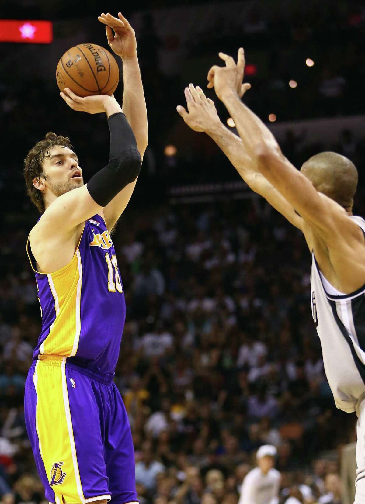 Gasol hopes shooting woes don't continue and magnify