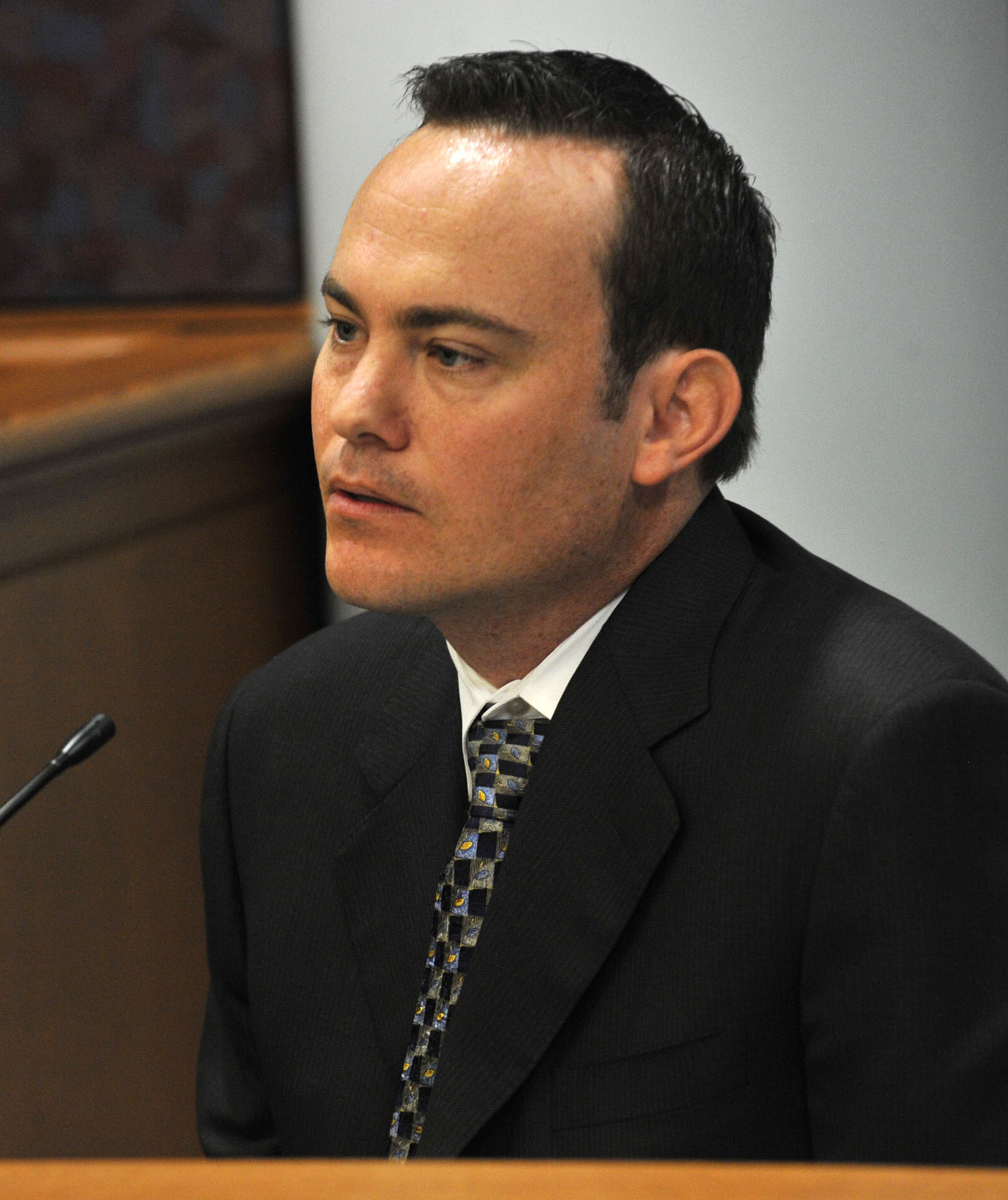 Attorney: Sherman asked Skakel to sign autographs