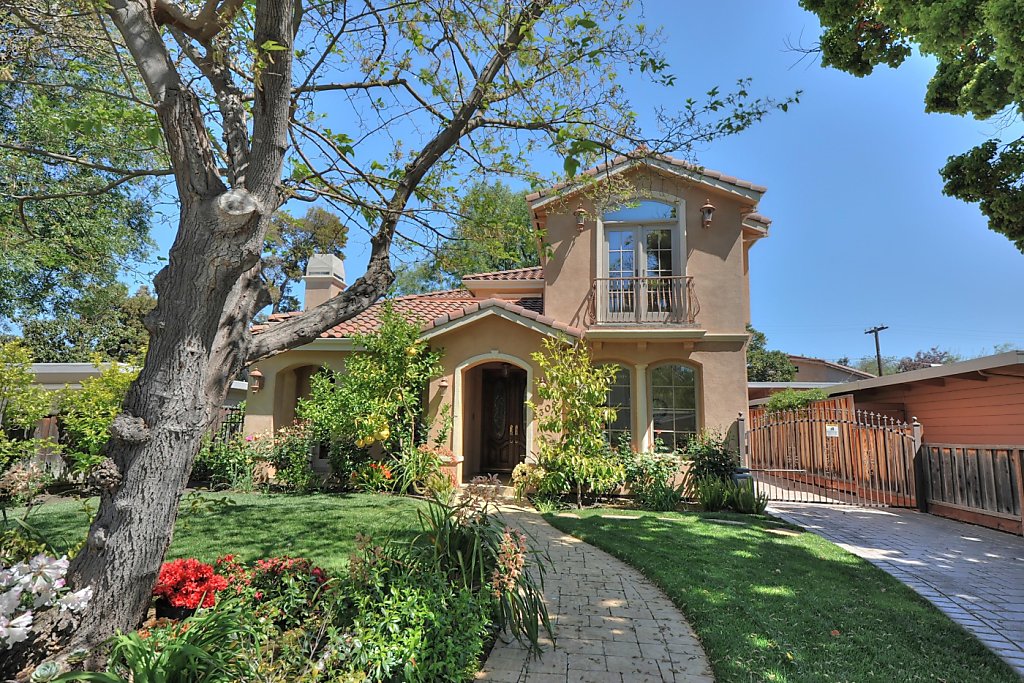 Price Point: $2.195 million