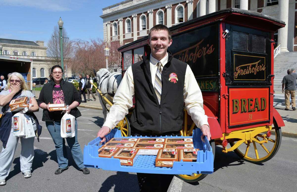 Freihofer's hands out baked goods