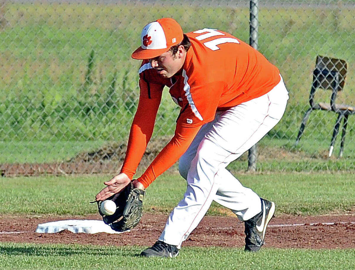 Orangefield clinches playoffs with win at Buna