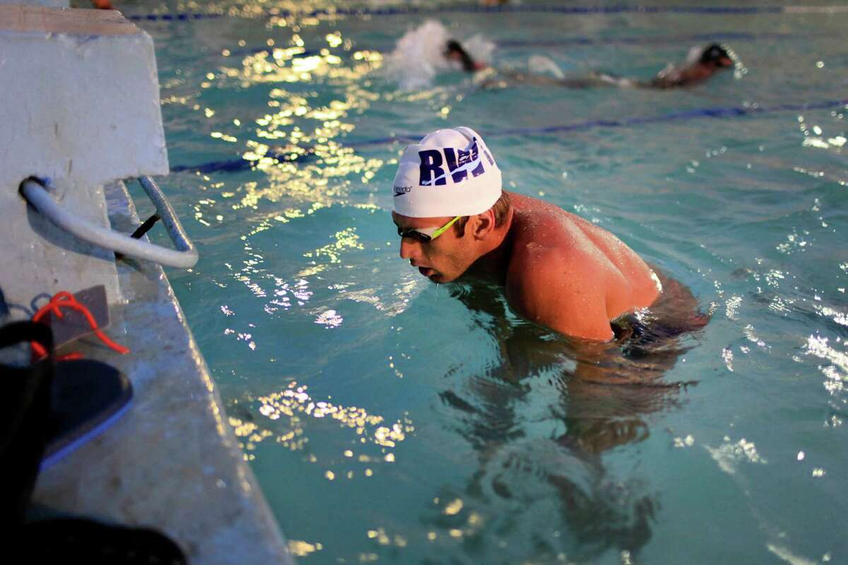 Oldest living ex-big leaguer turns 102 years old in Cuba