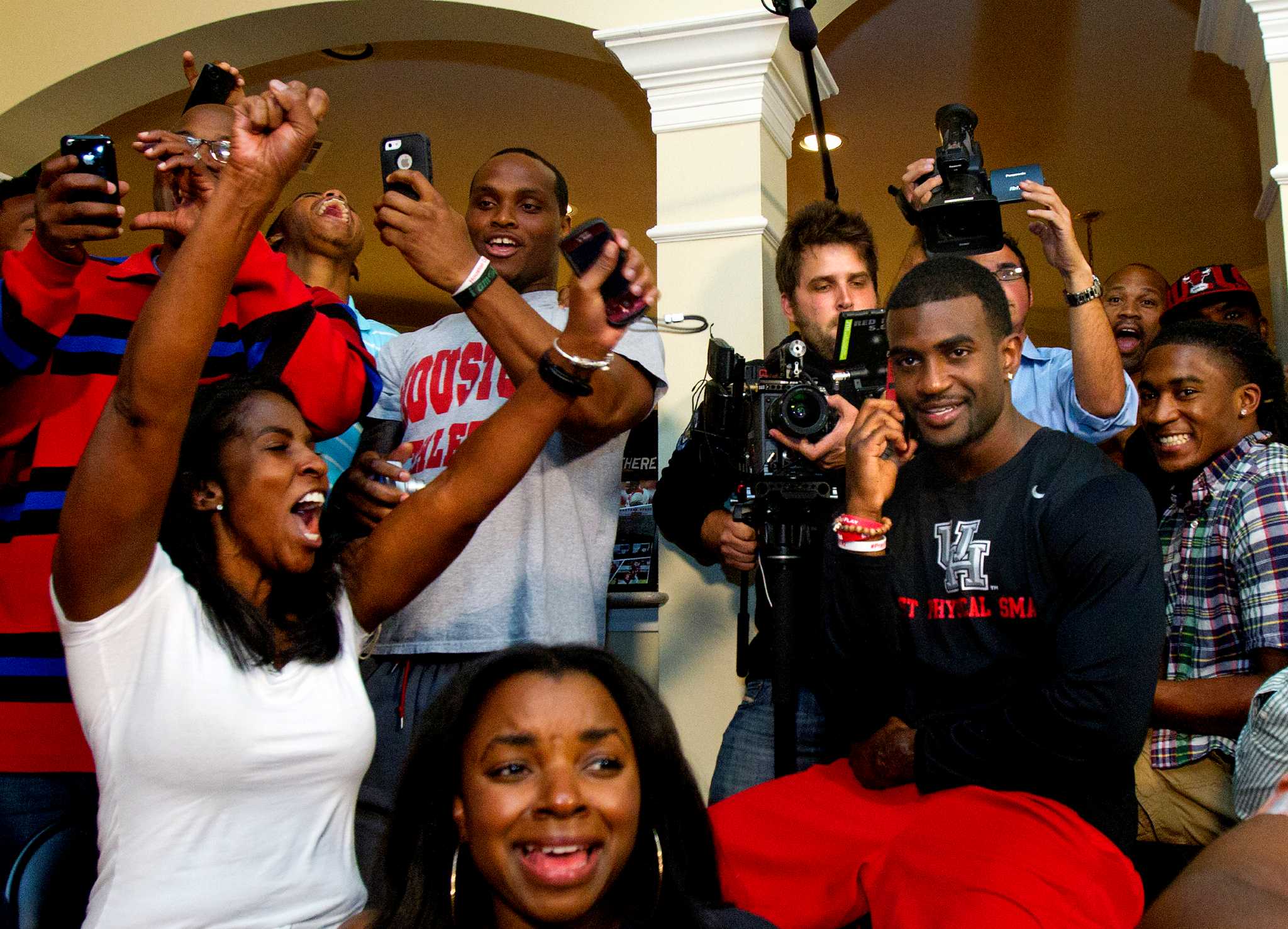 UH's Hayden covers a lot of ground to become Raiders' top pick at No. 12