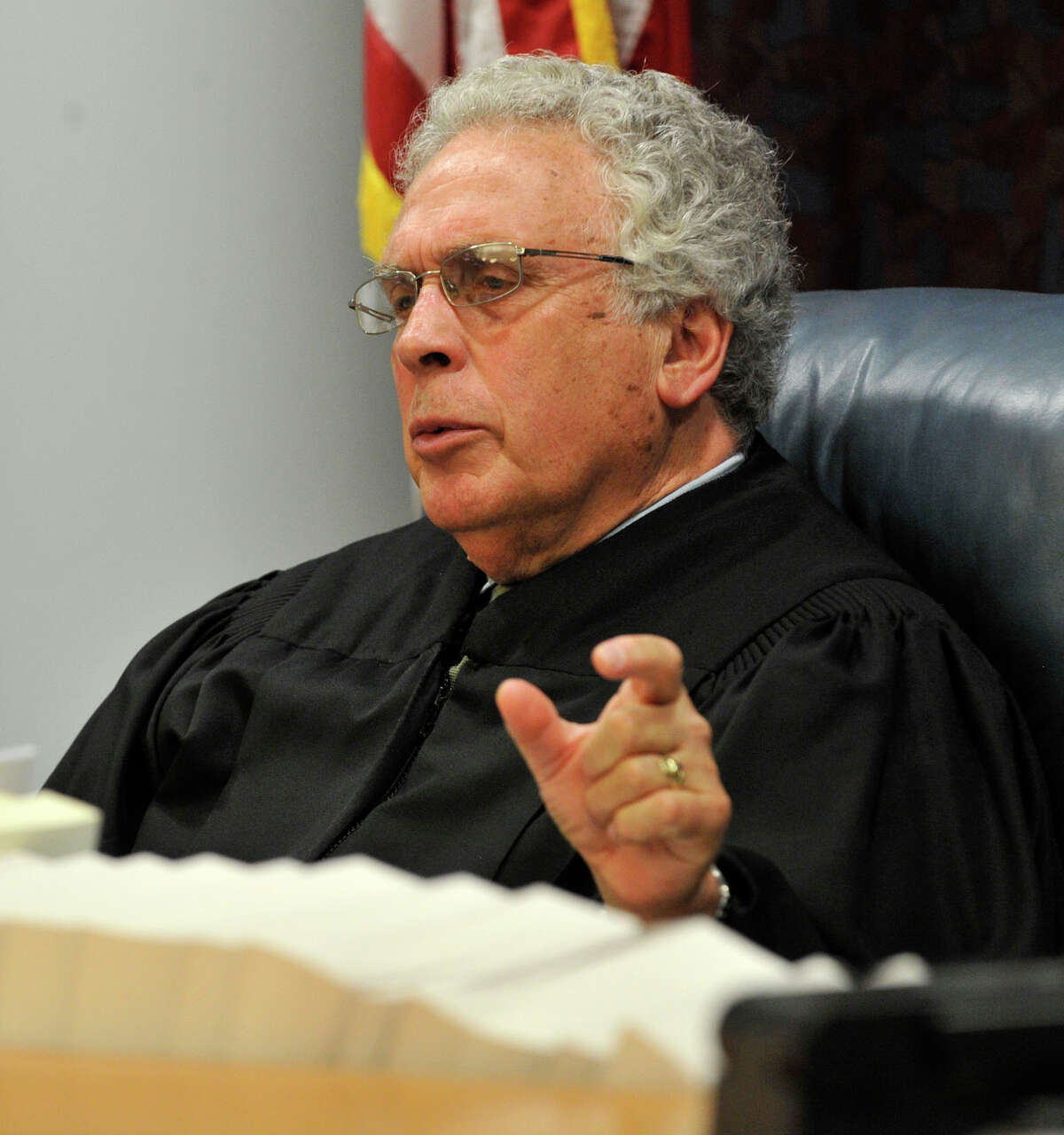 Sherman stands by Skakel to the end