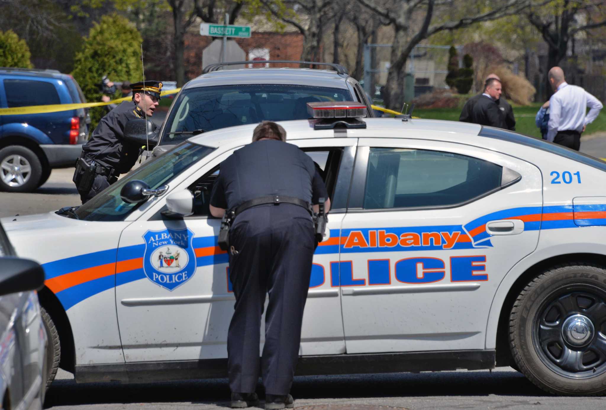 Police: Dead man found in Albany