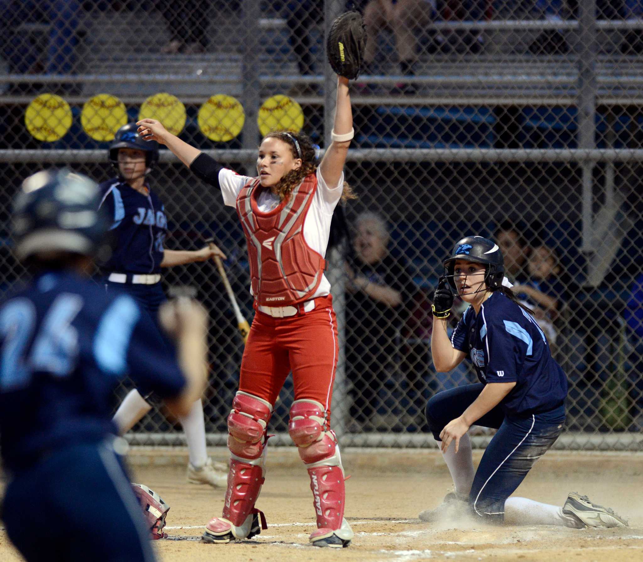 Softball top 10 rankings, player of week, Feb. 18