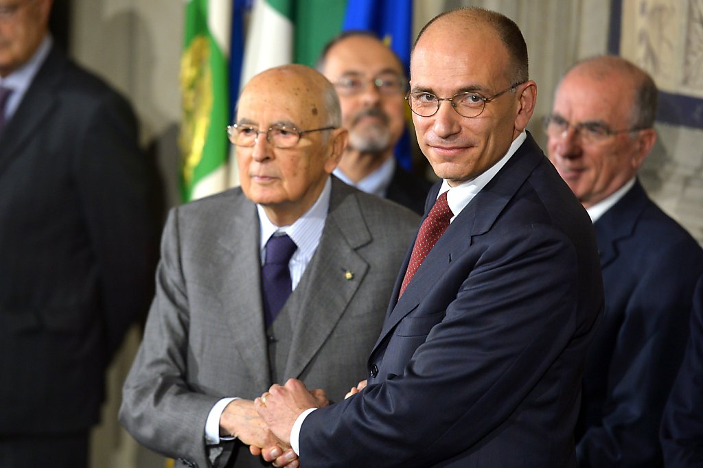 Italy: Leader forms alliance with rivals