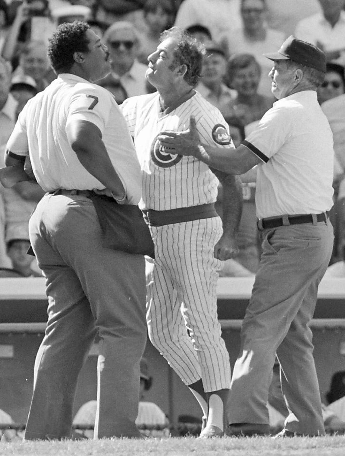 Managers mind manners in age of Twitter