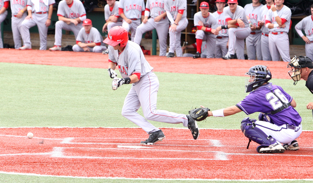 Lamar baseball stays in 1st, wins 7th-straight