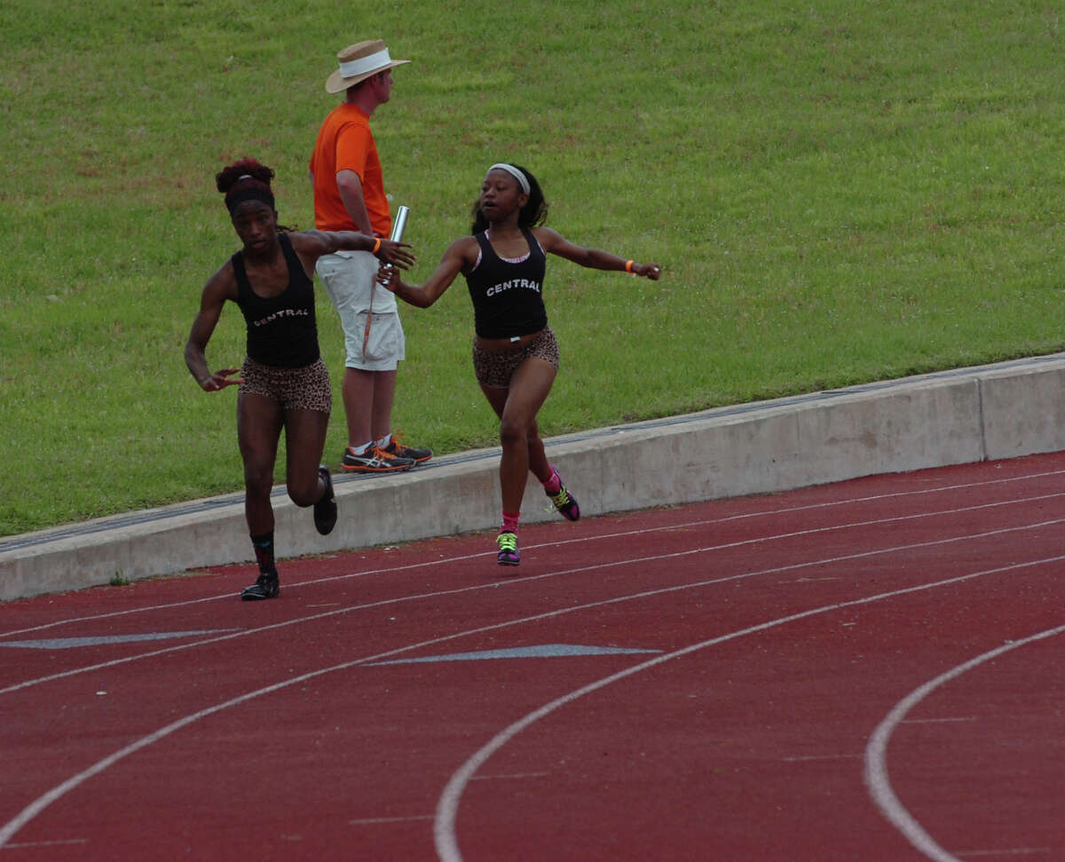 Local 4A track and field athletes advance to state