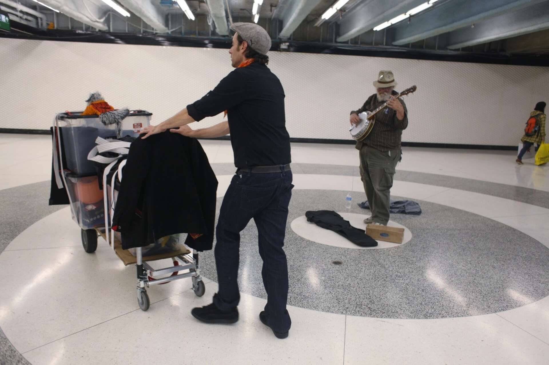 BART starts enforcing ban on stretching out at Powell Street