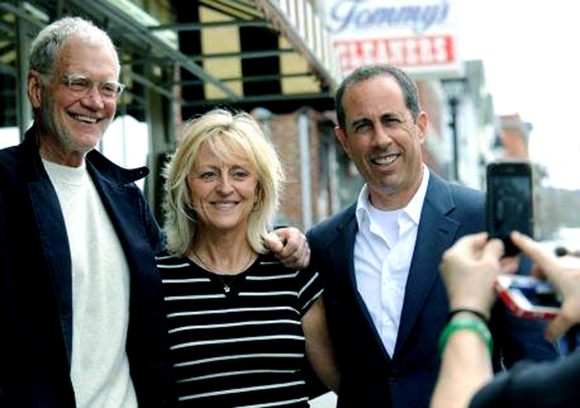 Letterman, Seinfeld stop by for coffee